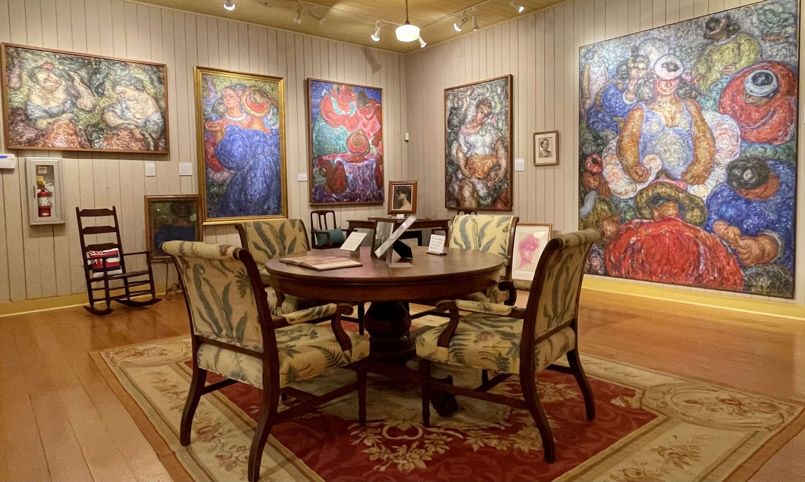 Isaacs Art Center - Big Island Reviews